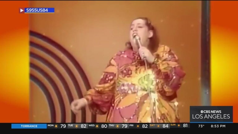 Late Singer 'Mama' Cass Elliot of The Mamas & the Papas gets Walk of ...