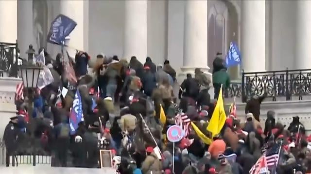 Former Oath Keepers member says leader Stewart Rhodes may have been in ...