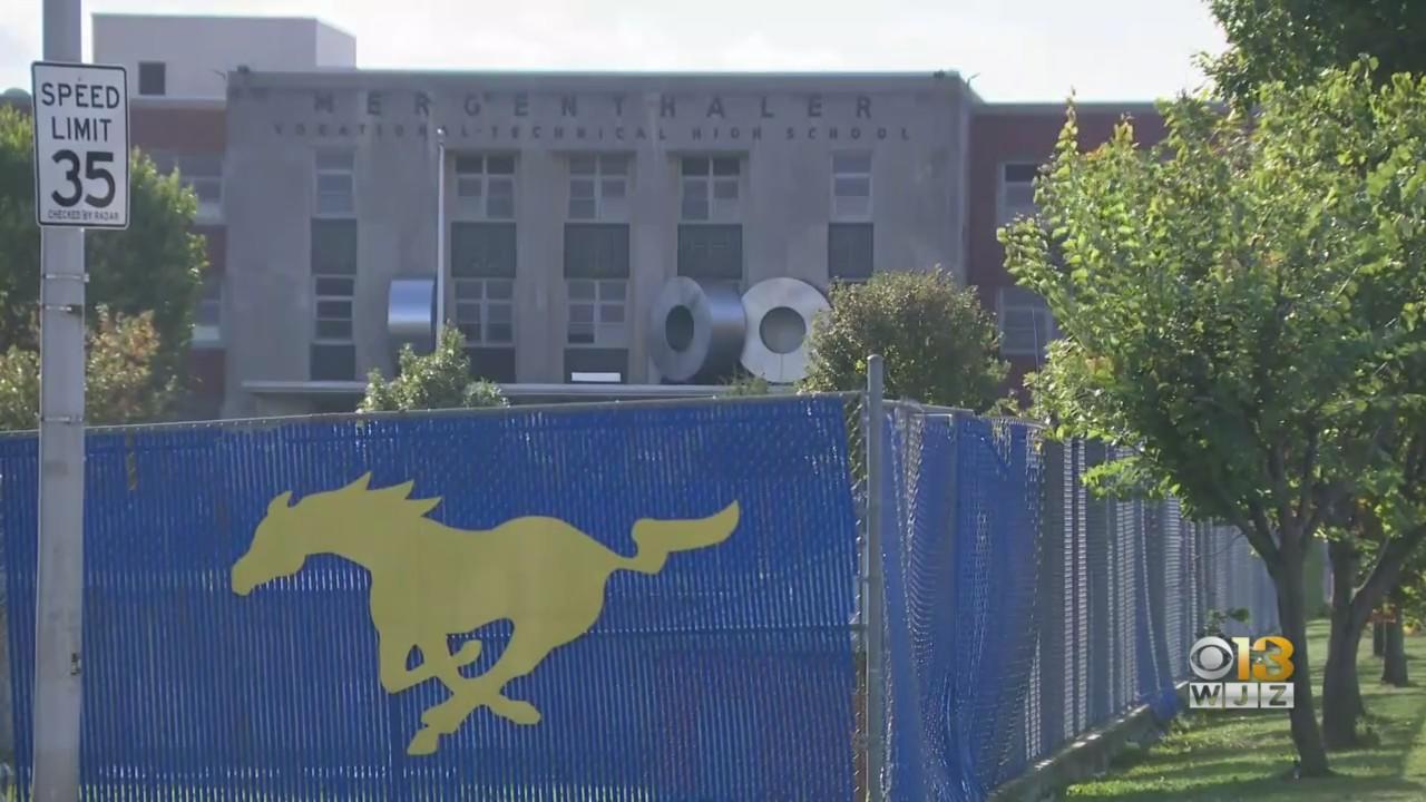 Parent facing assault charges after fighting students at Mervo High ...