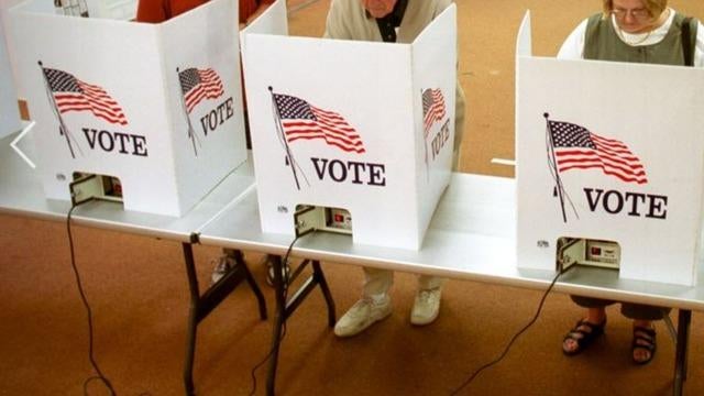 Biden begins 3-state western swing with midterms weeks away - CBS News