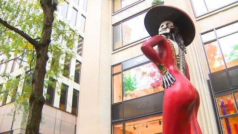 Catrina statue symbolizing Day of the Dead brings Mexican art, cultural ...