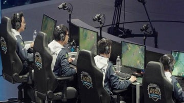 Esports players burn out young as the grind takes mental, physical toll ...
