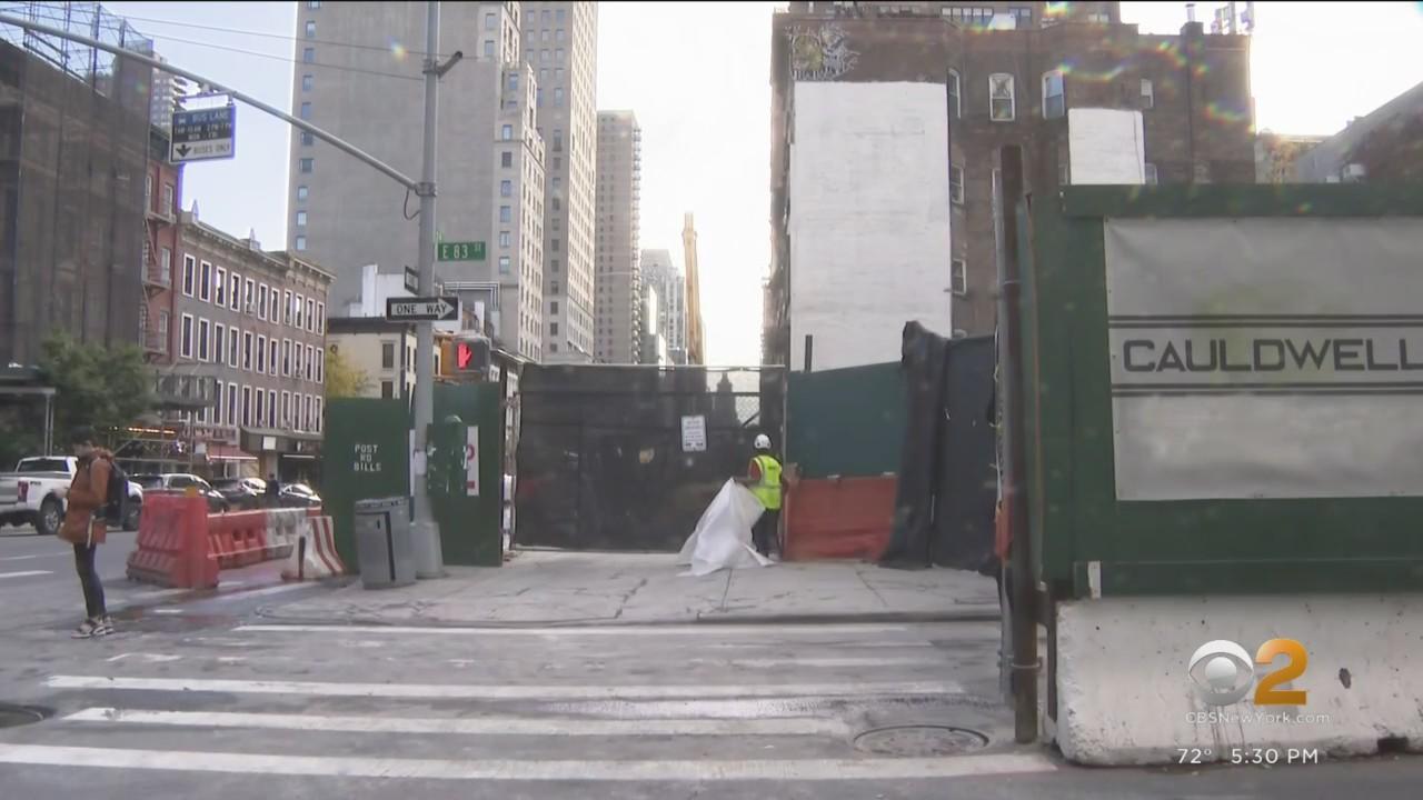 Individual falls into 25-foot-deep hole at Upper East Side construction ...