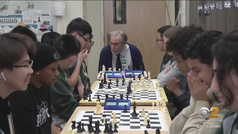 Edward R. Murrow High School chess team heads to national championships ...
