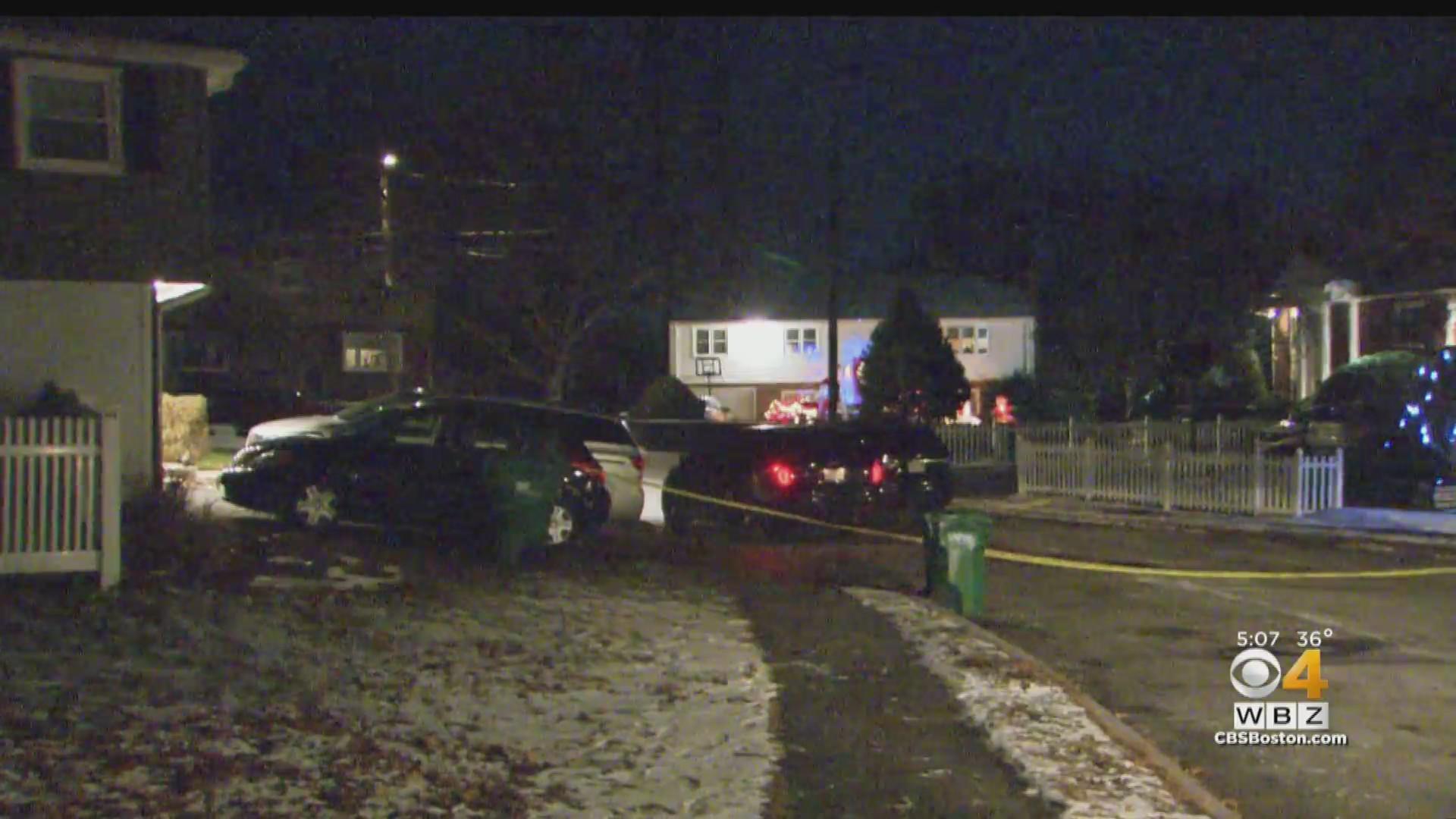 Medford man accused of stabbing mother, sister, and neighbor - CBS Boston