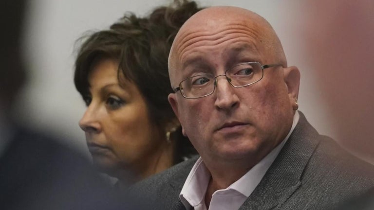 Bond set at $50,000 for Robert Crimo Jr., father of Highland Park July ...