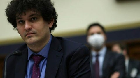 Media outlets are challenging secrecy in FTX bankruptcy - CBS News