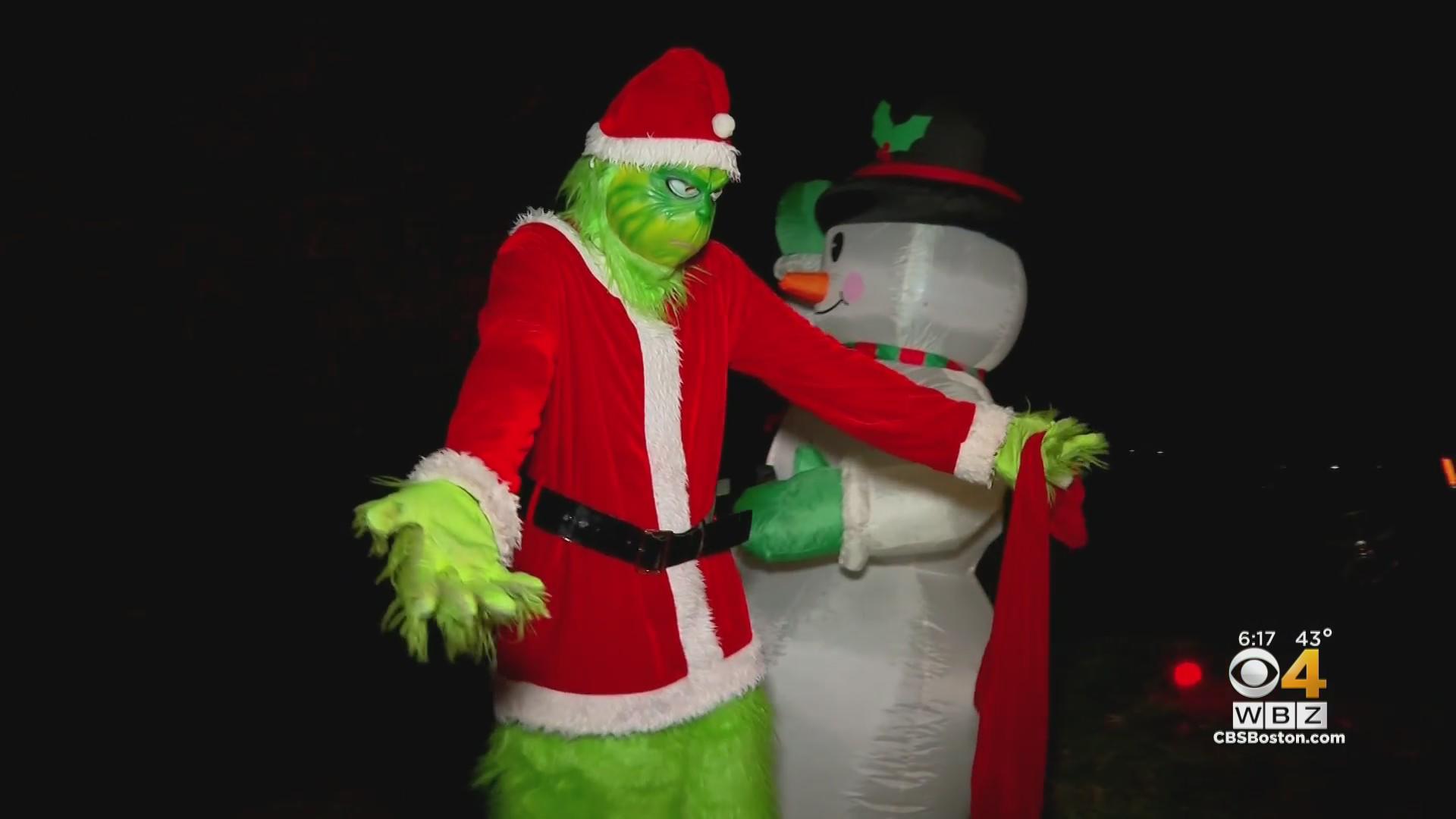Wrentham teen delivers smiles as the Grinch - CBS Boston