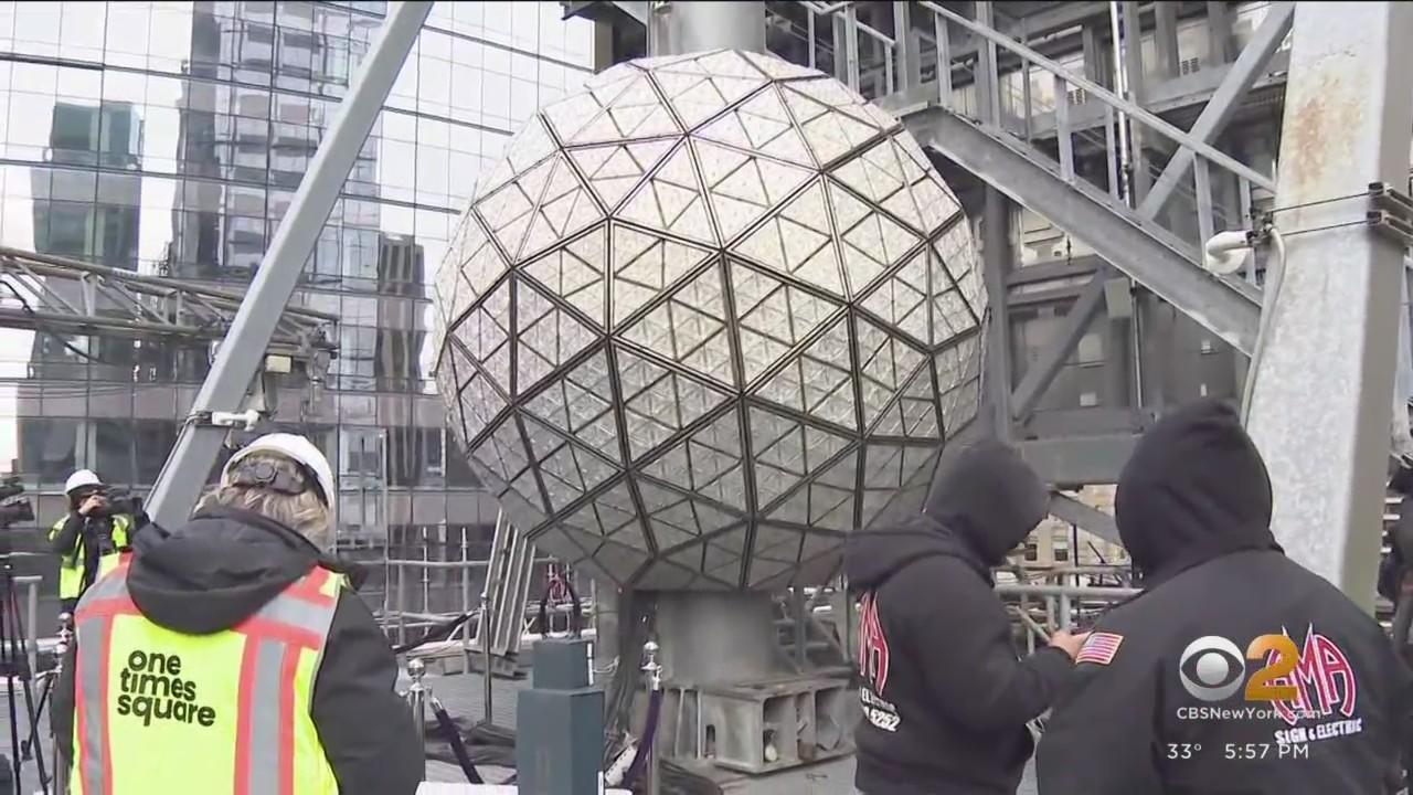Times Square New Year's Eve ball set to get nearly 200 new crystal ...