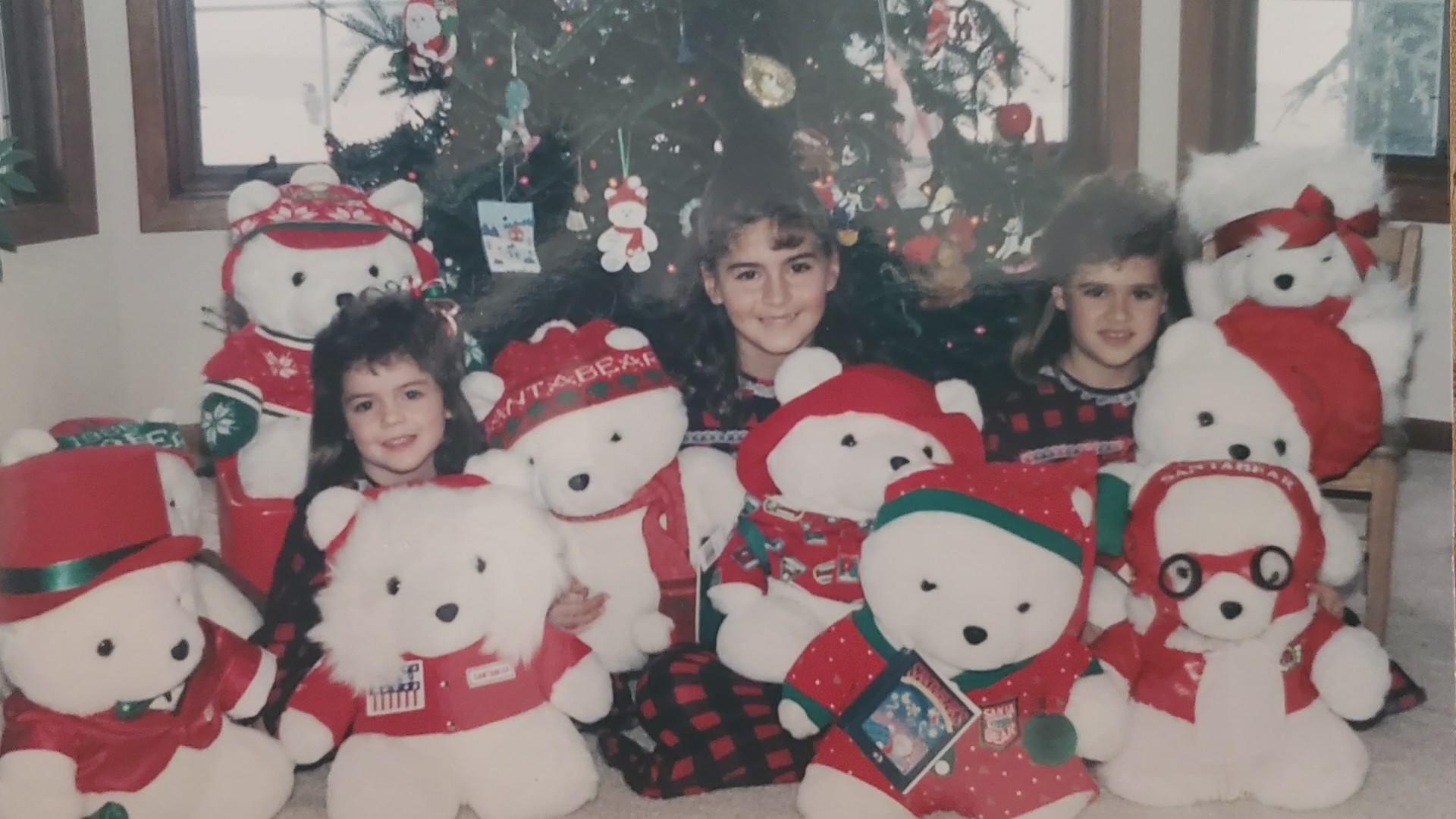 What is the history behind the Dayton's Santa Bear? - CBS Minnesota