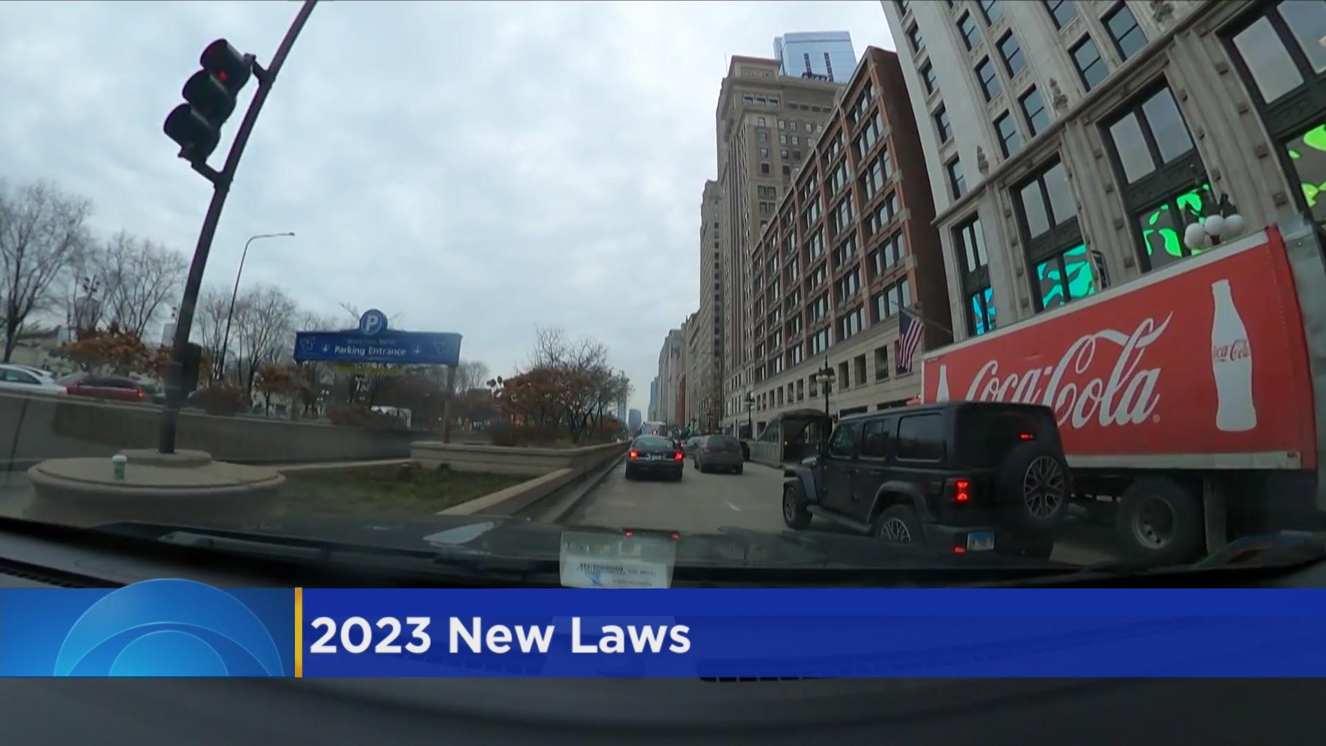 New Illinois laws for 2023 to affect drivers of all ages - CBS Chicago
