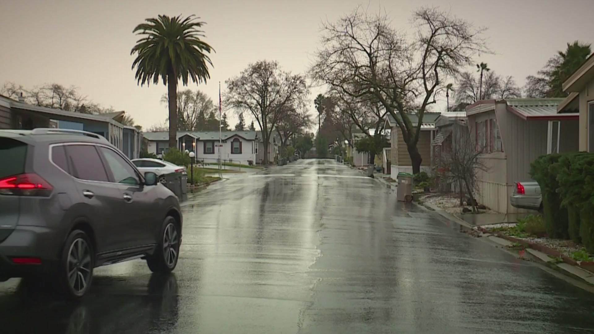 Report analyzes racial profiling in California traffic stops - CBS ...