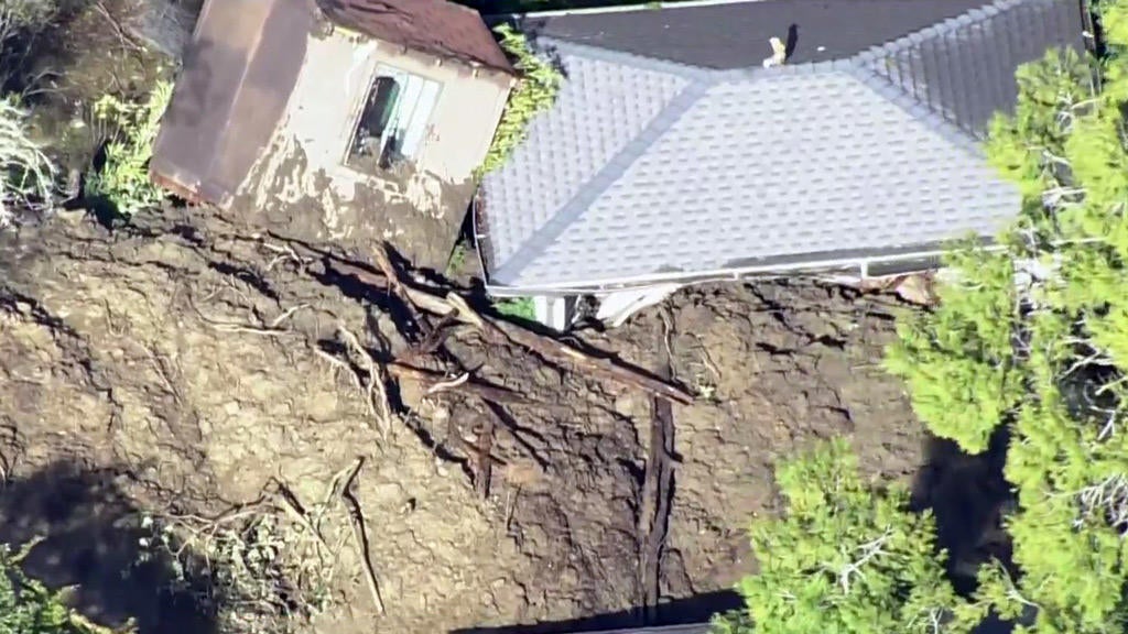 Multiple mudslides leave damage in Oakland/Berkeley Hills; Evacuation ...