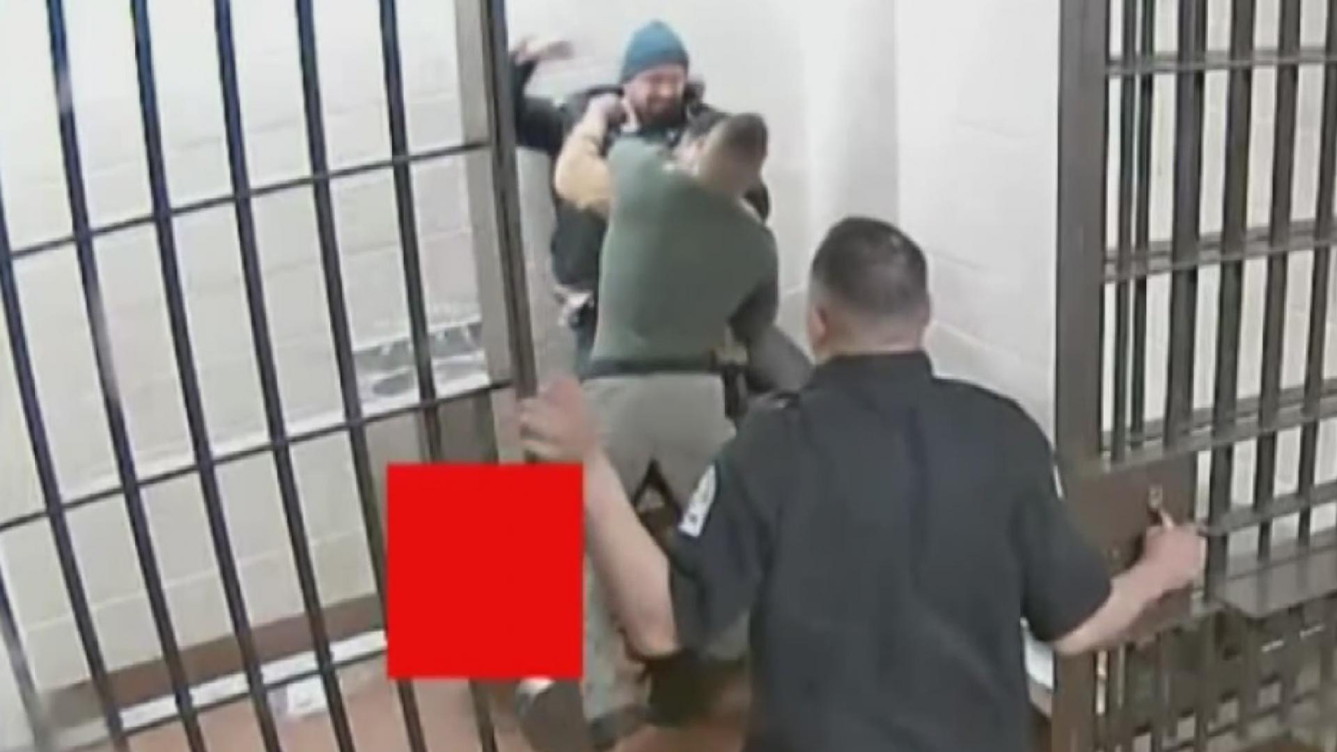 CPD sergeant in beating video was also involved in wrong raid - CBS Chicago