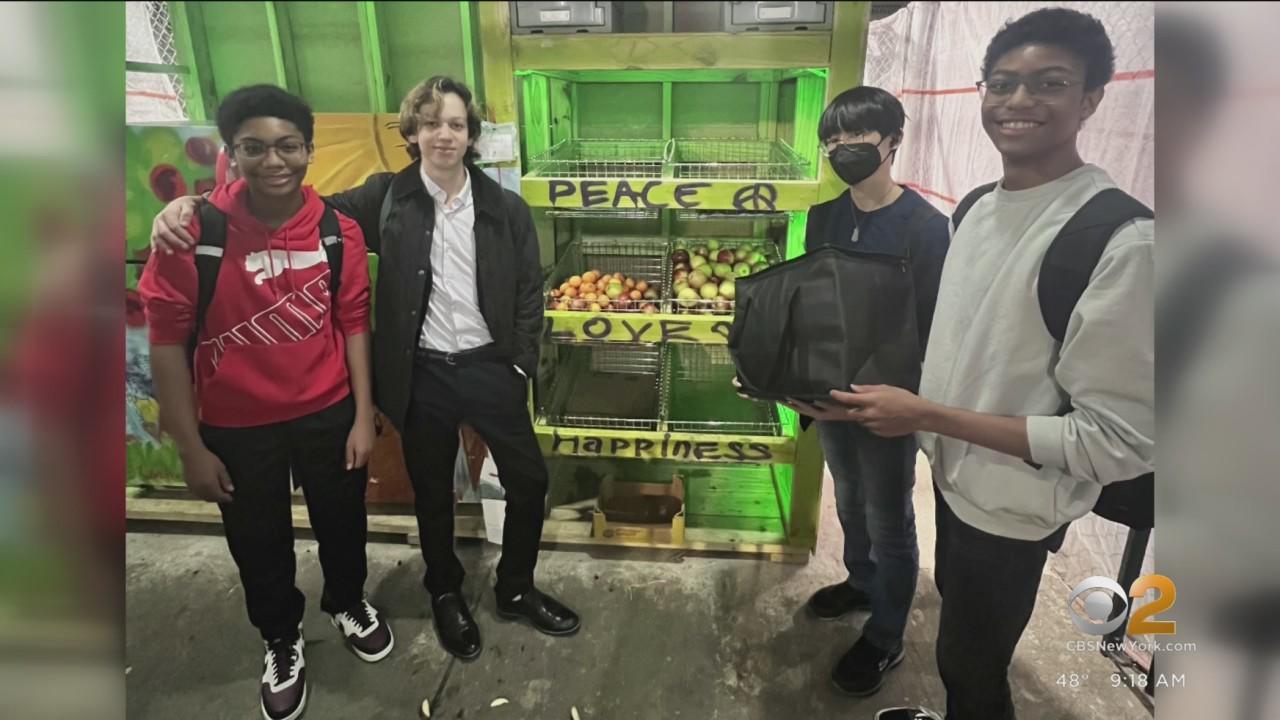 NYC students collect excess cafeteria food to help fight hunger - CBS ...