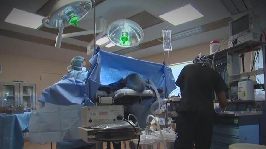 Lankenau is leading the way in robotic heart bypass surgery - CBS ...