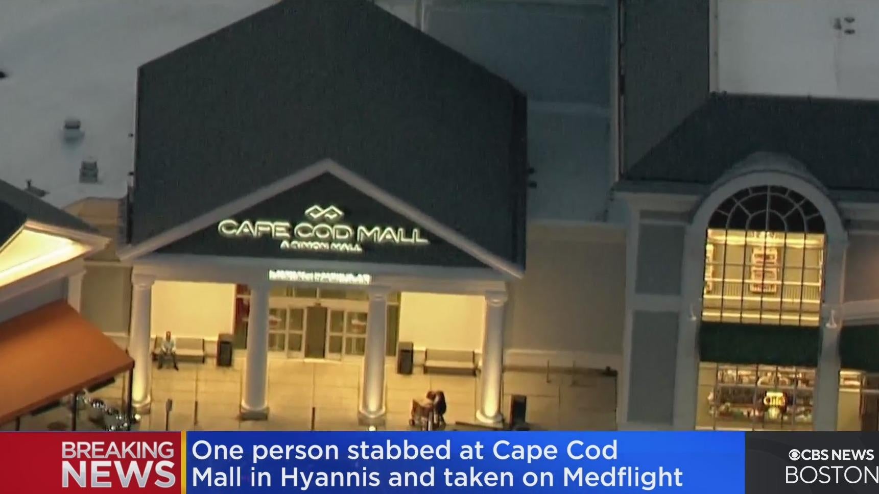 15-year-old accused of stabbing 17-year-old at Cape Cod Mall - CBS Boston