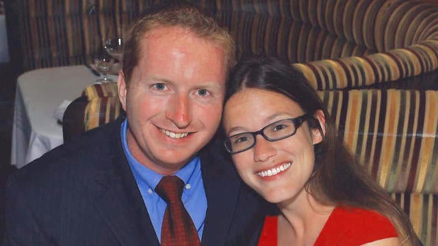 Jason Bohn reaches out to mother after girlfriend's death - CBS News