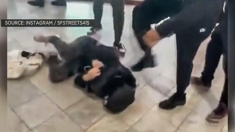 Brutal youth brawls at San Francisco mall caught on camera - CBS San ...