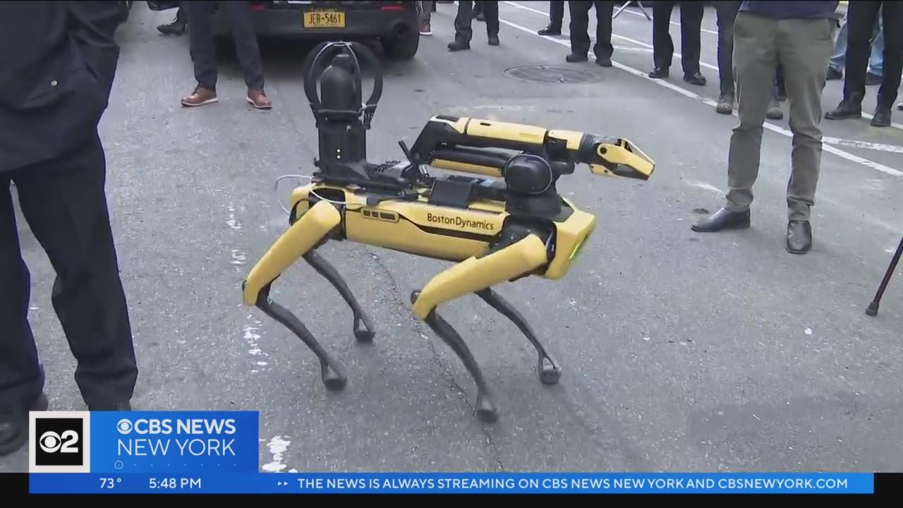 NYPD, Mayor Adams unveil robot police dogs in Times Square - CBS New York