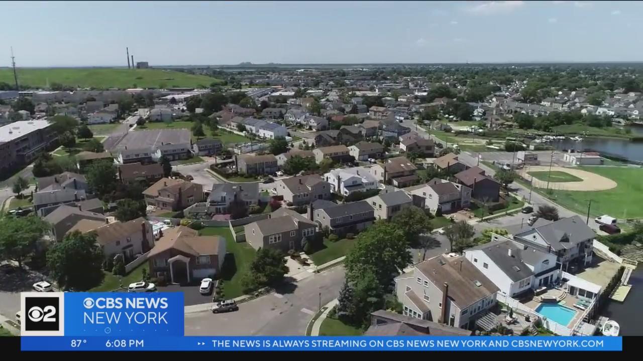 Long Island Republicans sponsoring bill to repeal SALT cap - CBS New York