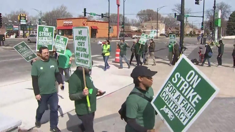 Chicago State University reaches 10th day of strike - CBS Chicago