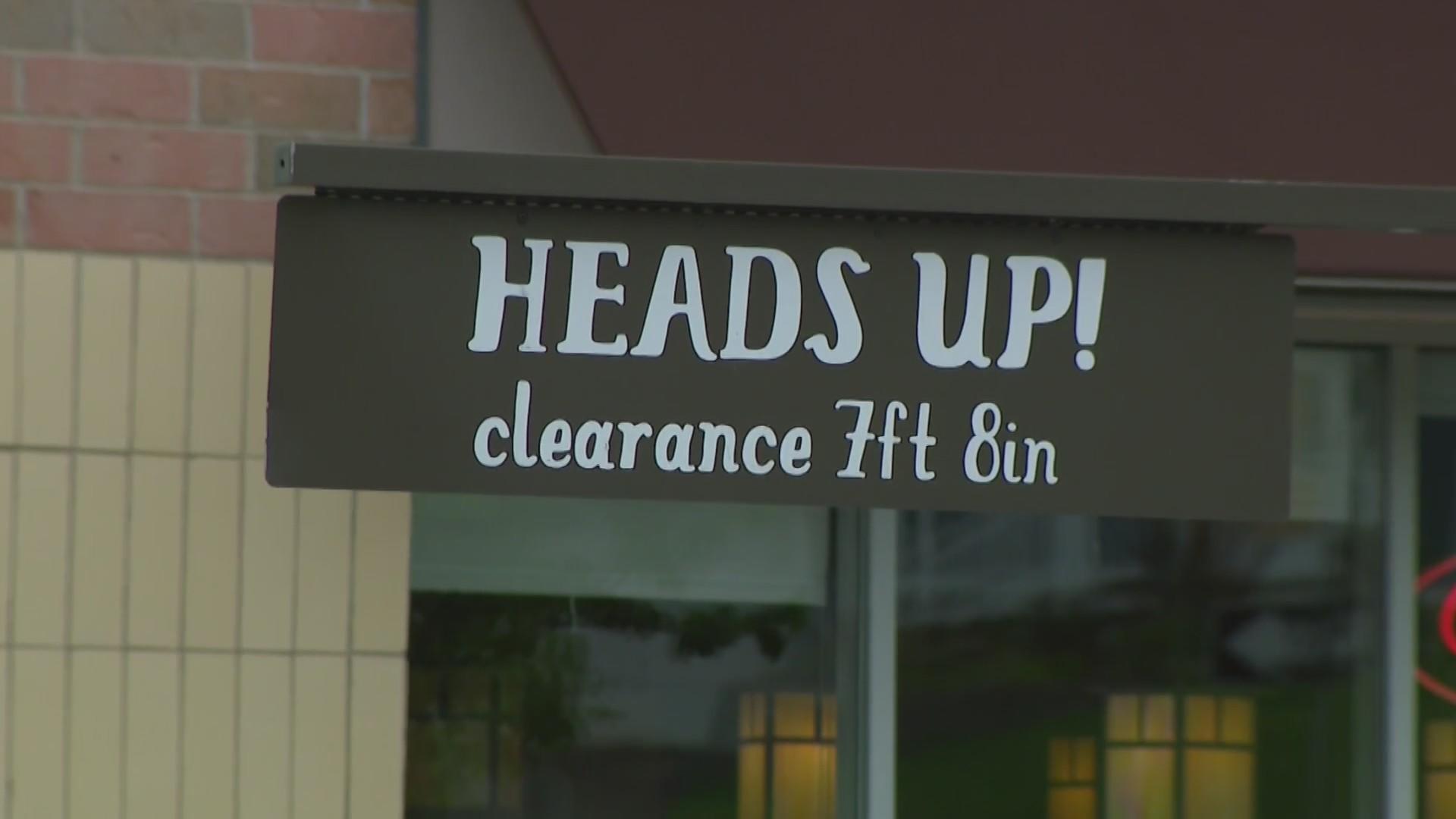 Poop falling from the sky: Here's how often that happens - CBS Minnesota