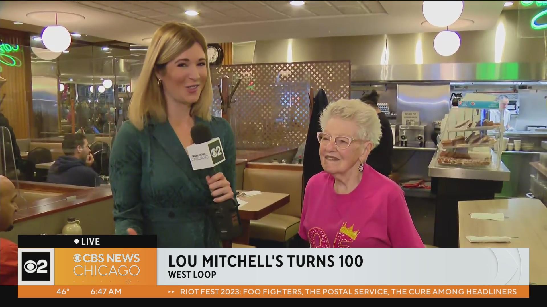 Lou Mitchell's diner celebrating 100 years in business - CBS Chicago