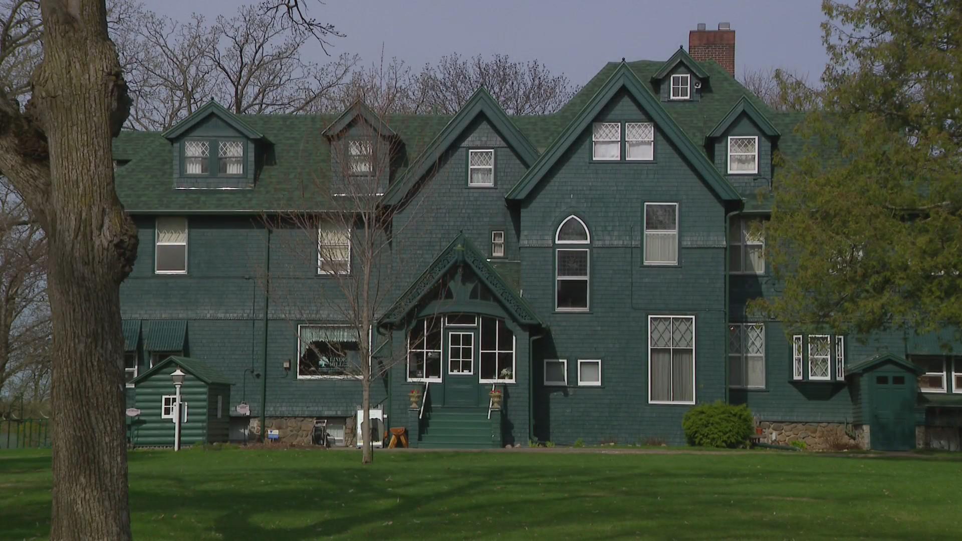Two mansions of Minnesota lumber barons are popular destination for ...