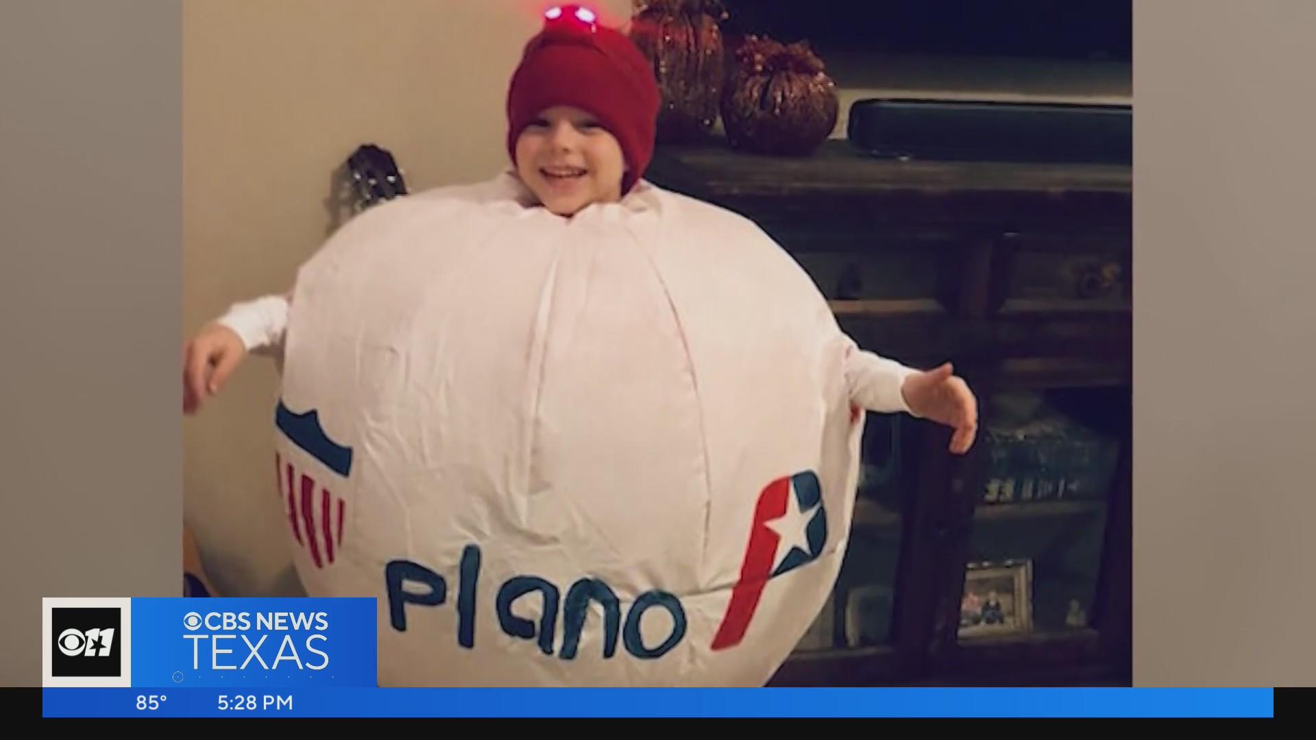 Are Plano's water towers a must-see tourist stop? For this Michigan 6 ...