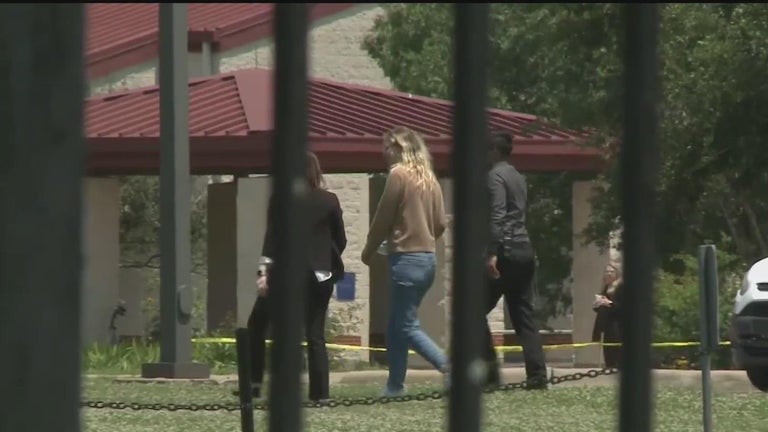 9th Circuit unanimously denies Elizabeth Holmes' request to rehear appeal - CBS San Francisco