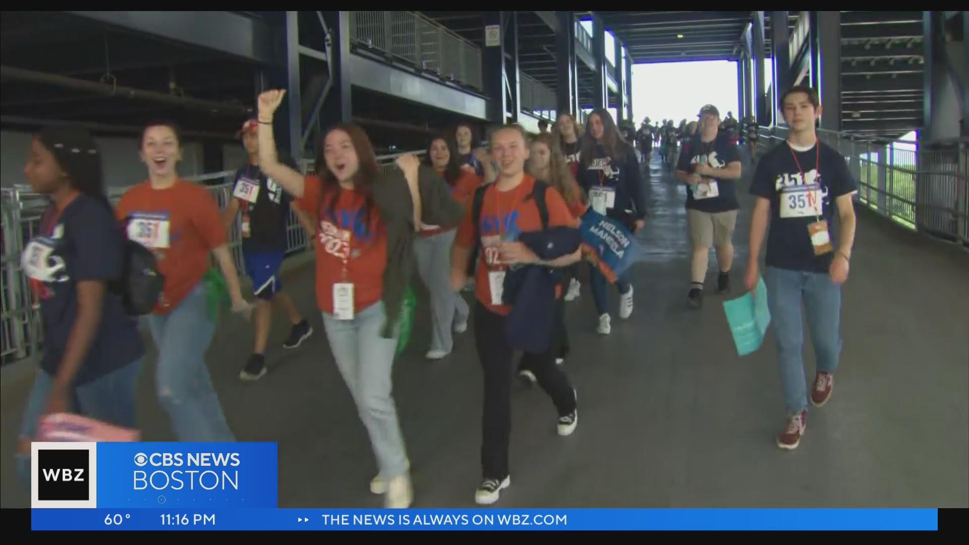 Project 351 holds reunion at Gillette Stadium, awards scholarship to ...