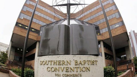Southern Baptists poised to ban congregations with women pastors - CBS News