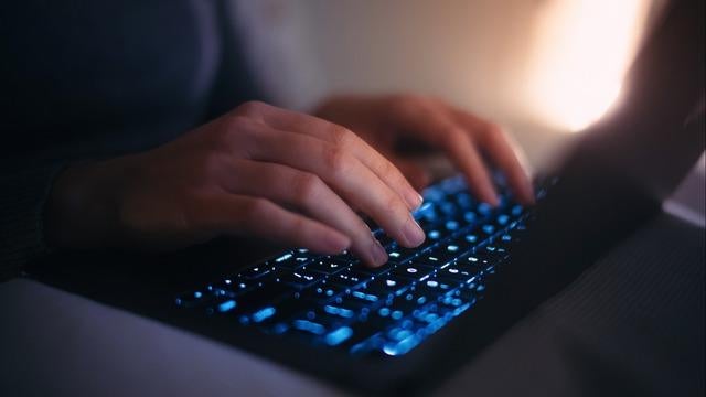 Hacker Plugwalkjoe who targeted President Obama, Jeff Bezos, Elon Musk ...