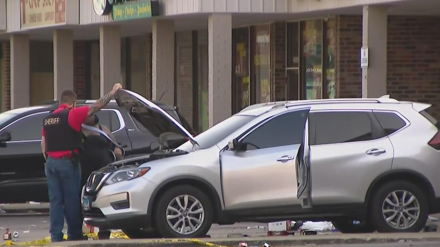 Video shows moment when gunfire rang in Willowbrook mass shooting - CBS ...