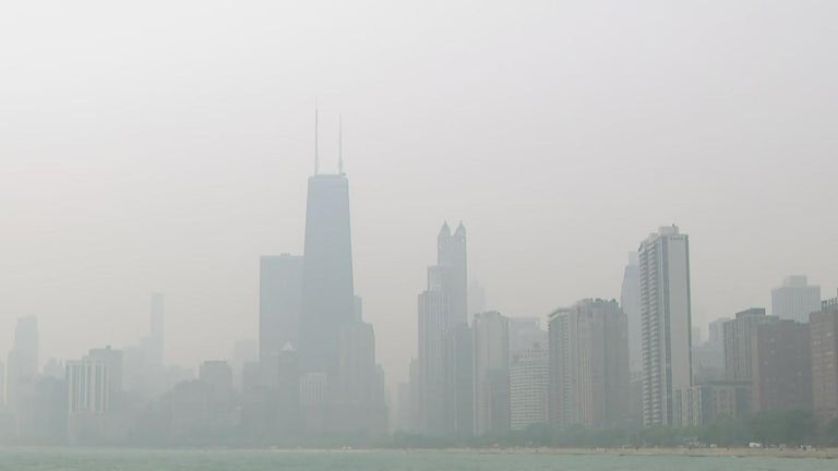Chicago's air quality currently worst in world - CBS Chicago