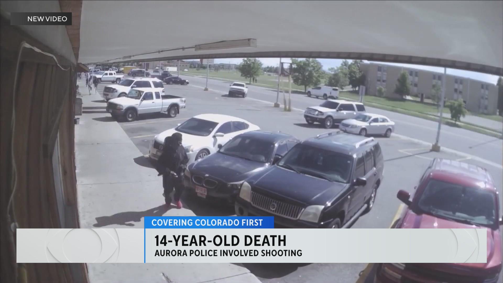 New video shows Aurora police officer chase and shooting of 14-year-old ...