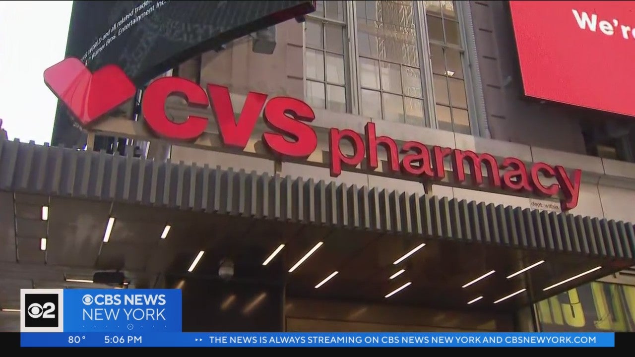 CVS employee accused in deadly stabbing inside Midtown store appears in ...