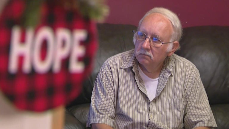 Victims of Tylenol murders await justice after suspect's death - CBS ...