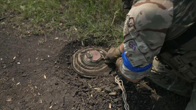 Meet Ukraine's "sappers," working to clear ground retaken from Russian ...