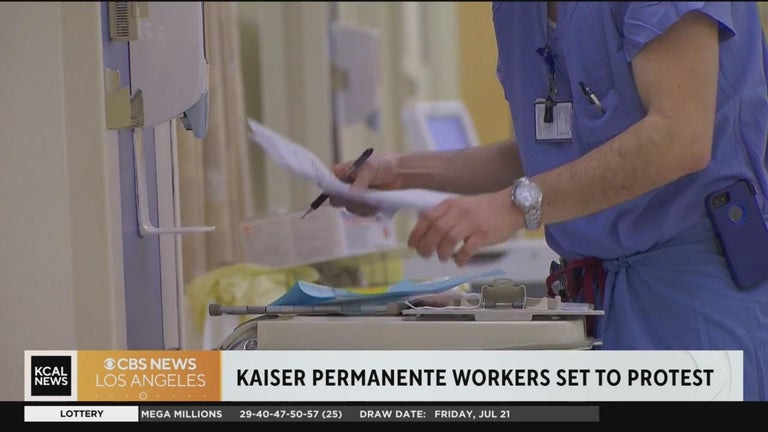 Kaiser Permanente health care workers picket as contract talks continue ...
