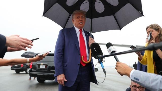 Special counsel turns over first batch of classified material to Trump in documents case - CBS News