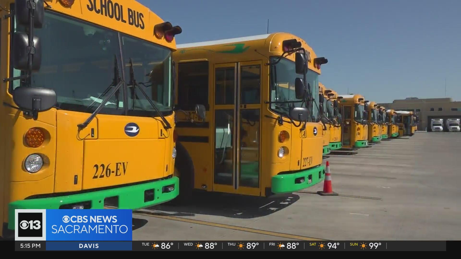 Modesto City Schools goes "green" with new bus fleet for the first day ...