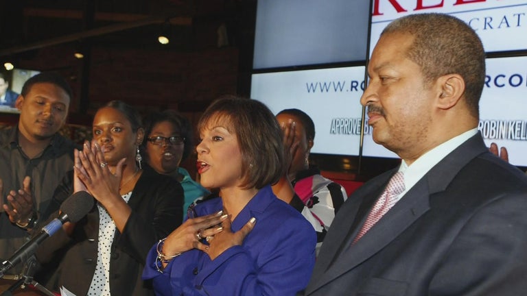 Rep. Robin Kelly announces death of husband, Dr. Nathaniel Horn - CBS ...