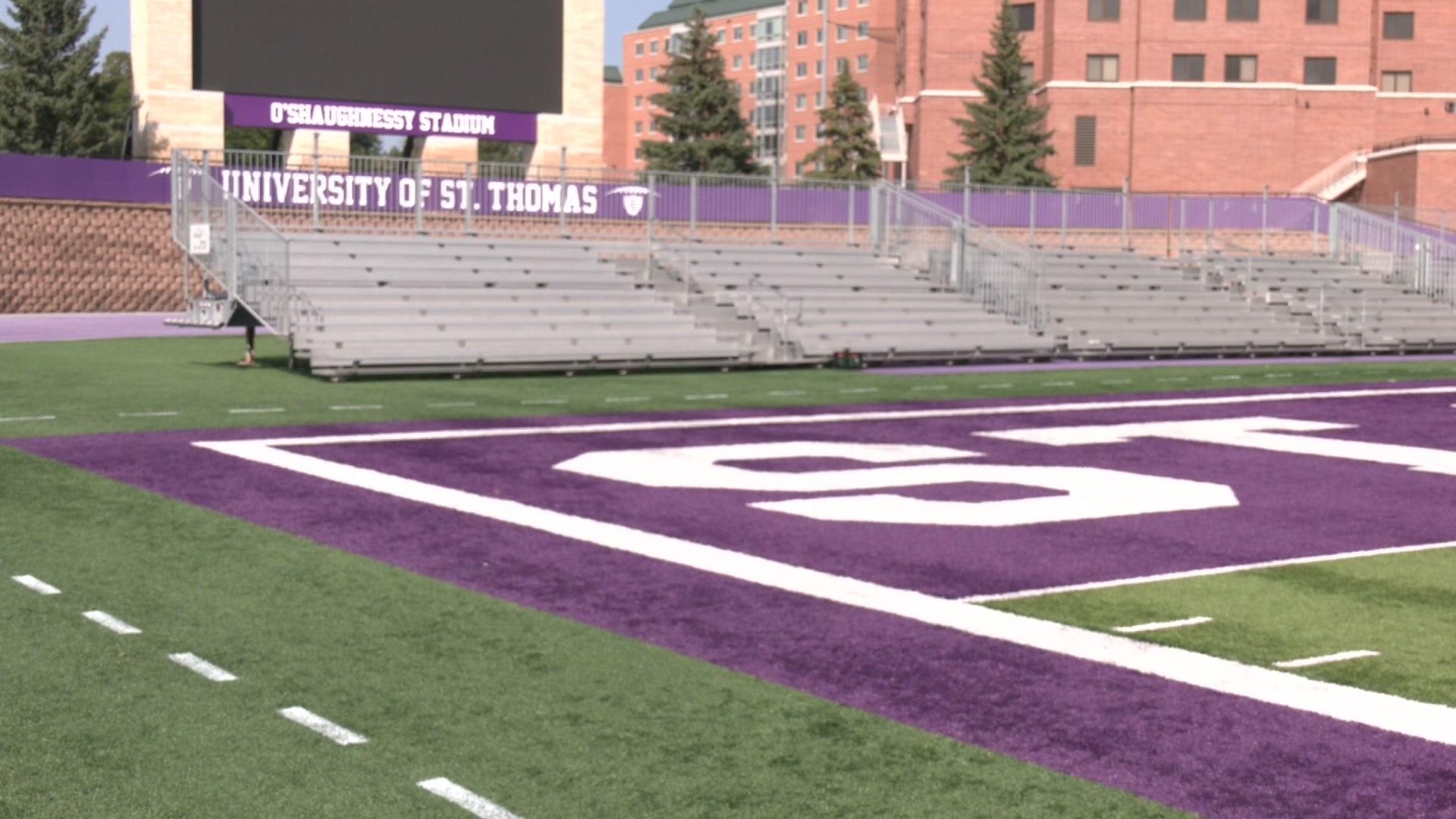 St. Thomas avenges 2024 blowout, breezes by Lindenwood 35-13 - CBS ...