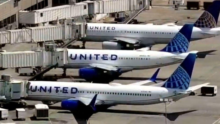 United Airlines lifts nationwide ground stop after "technology issue ...