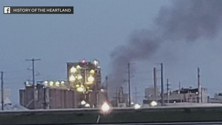Explosion at ADM plant in Decatur, Illinois, hurts several workers ...