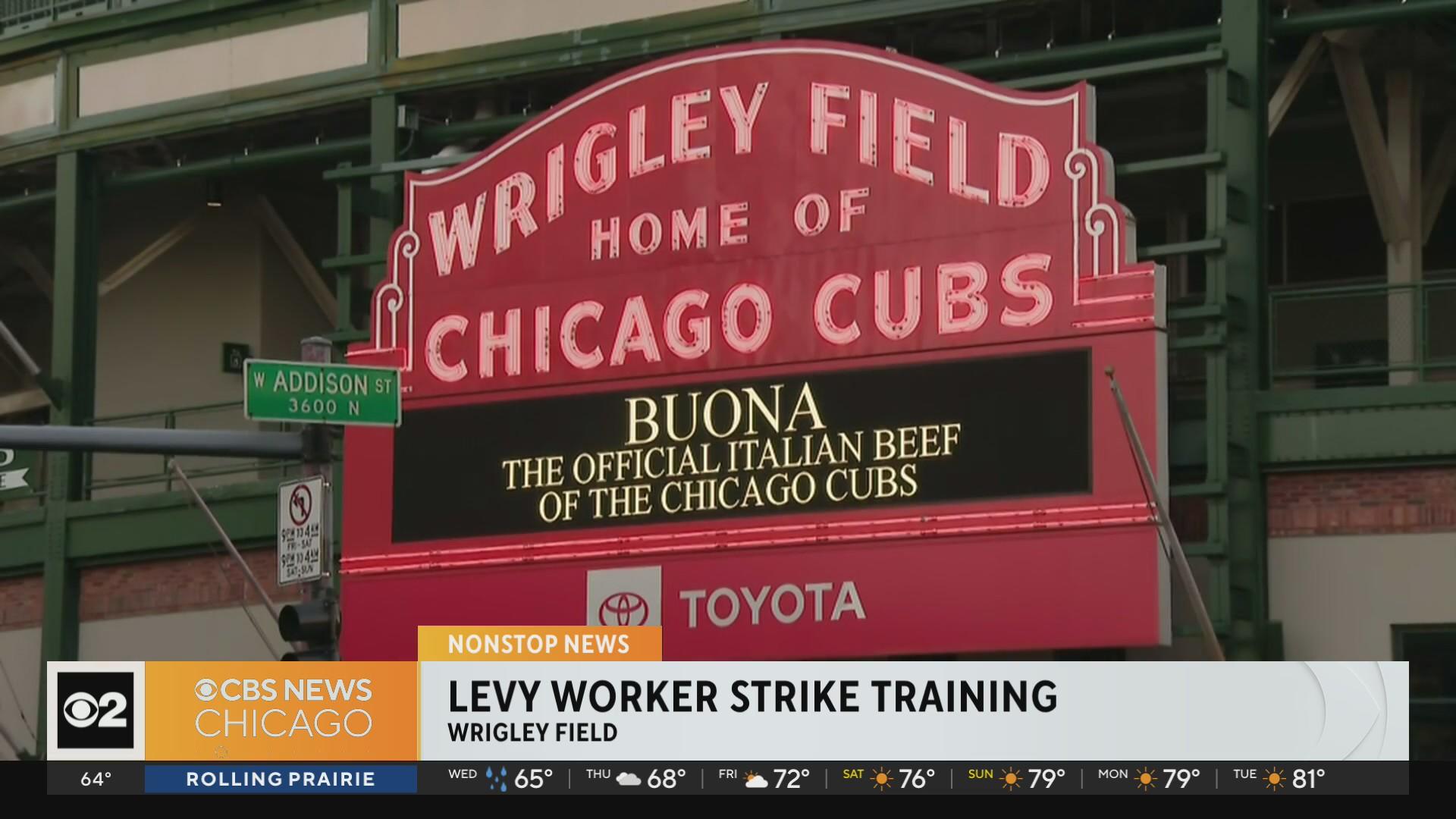 Wrigley Field concession workers holding strike training - CBS Chicago