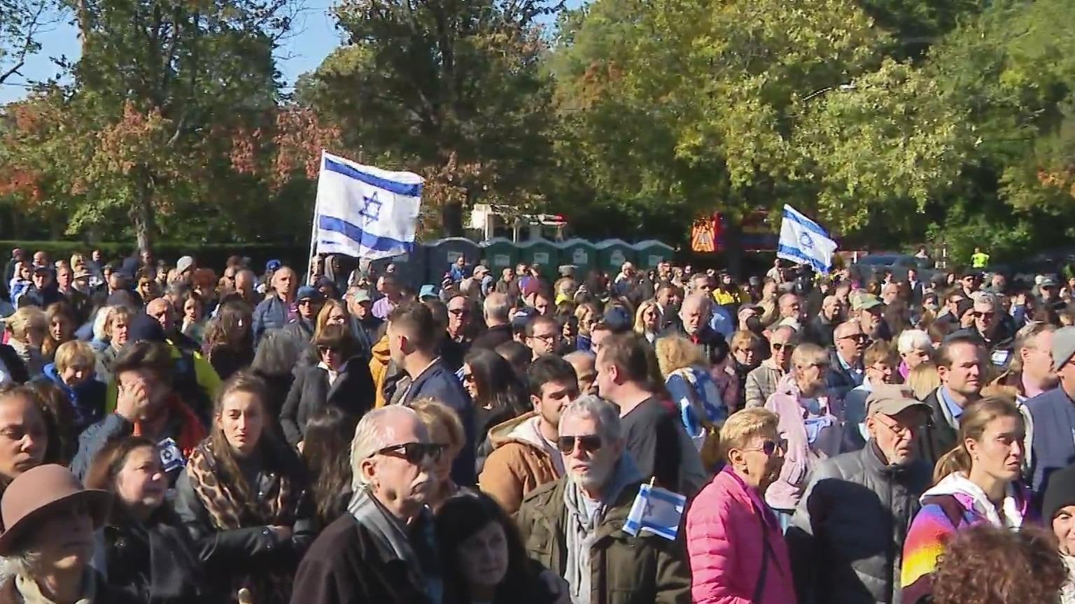 Jewish United Fund hosts Israel solidarity event in Chicago area - CBS ...