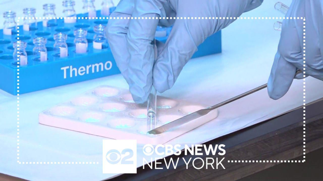 What is fentanyl, and how is it made? CBS New York goes inside a DEA ...